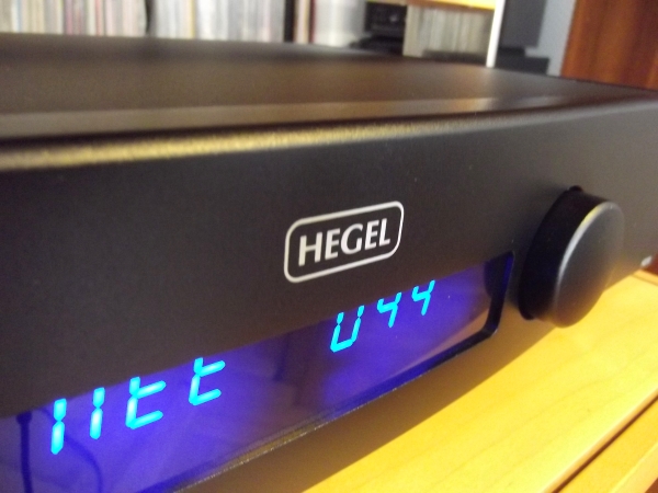 Hegel HD30
